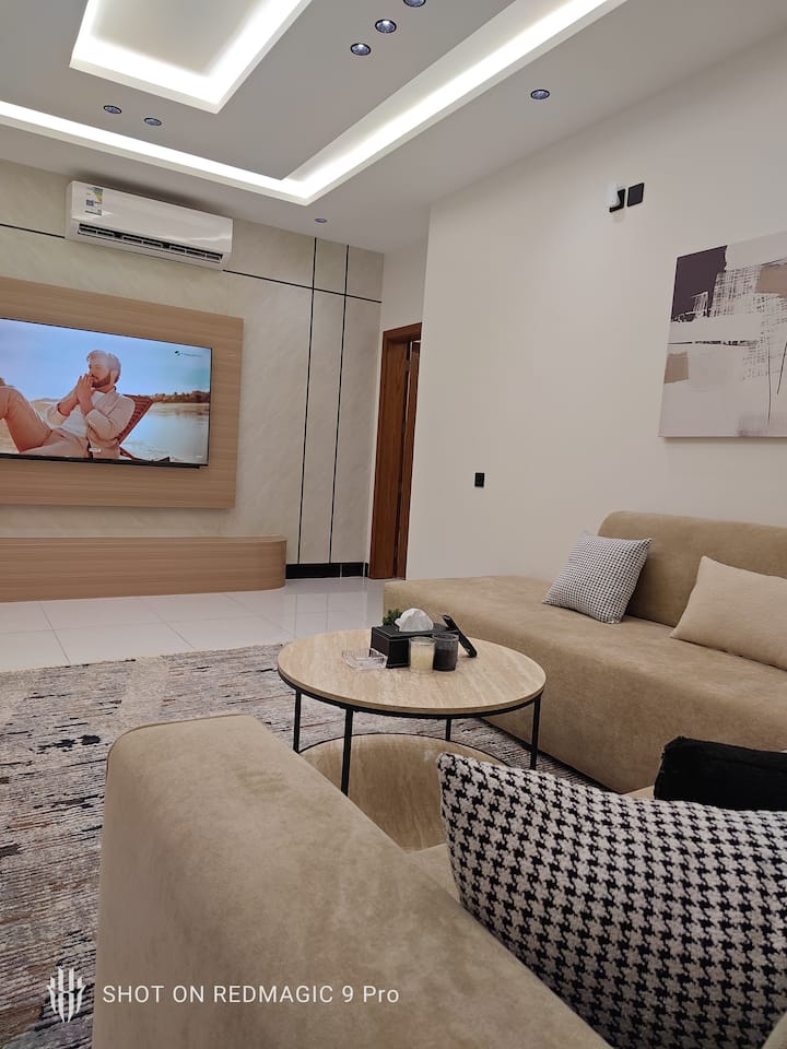 شقة بغرفتين نوم  وصالة أنيقة K1 - Djeddah