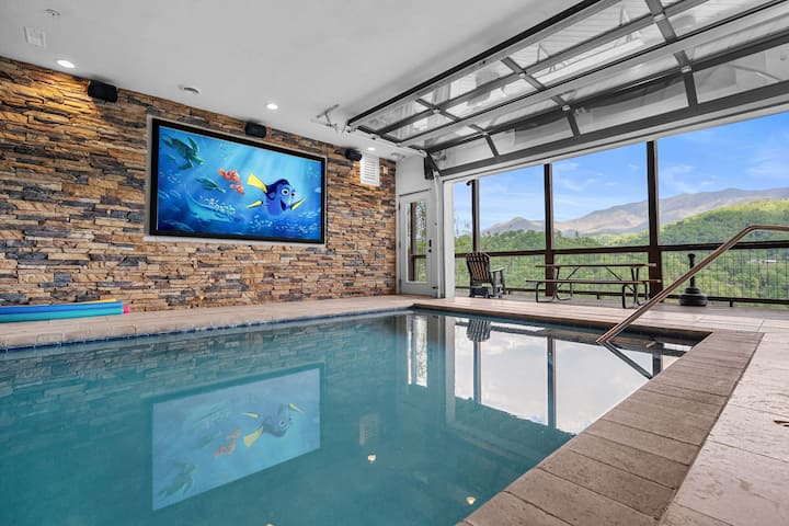 Splashtastic View Lodge - Gatlinburg