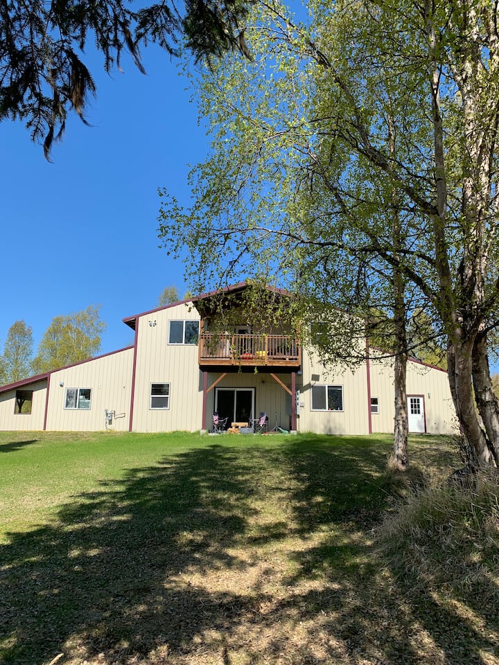 Charming 2 Bdr Steps Away From Private Lake Unit A - Soldotna, AK