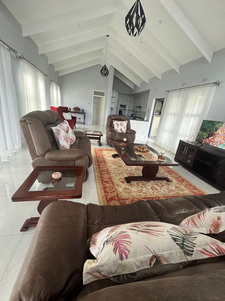 3 @Mutaye Portglen - ハラレ