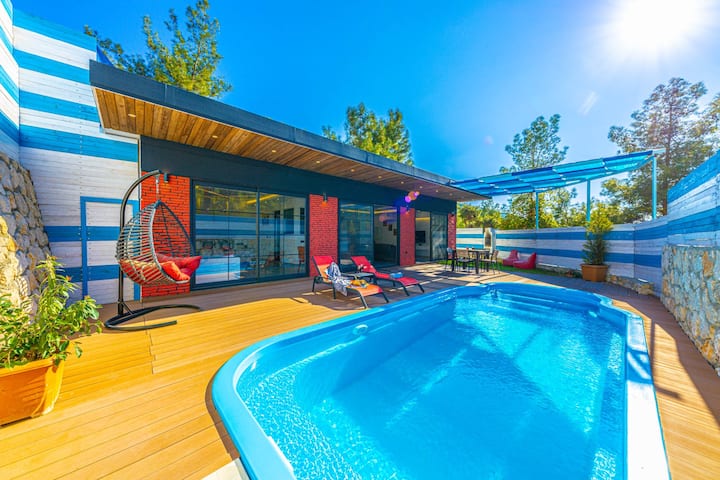 Villa Cazibe
Cazibe'li Tatilin Adresi - Kalkan