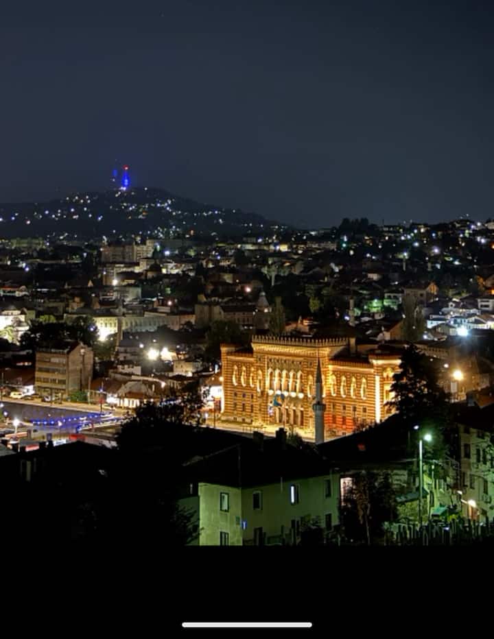 Stari Grad - Apartman,boravak,sobe,toalet,terasa - Sarajevo