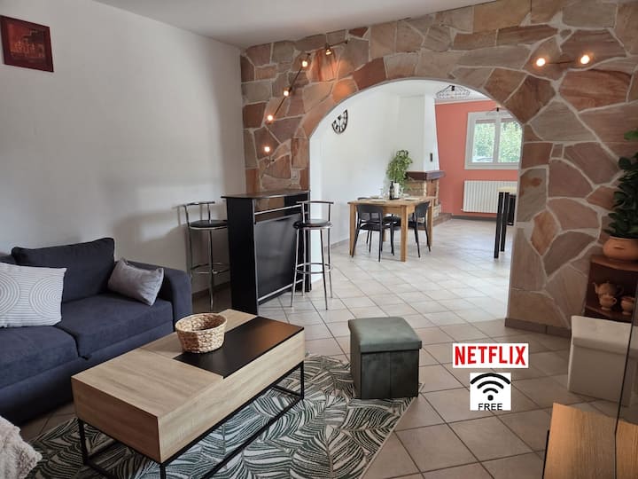 Appartement Avec Terrasse Privée - Montricher-Albanne