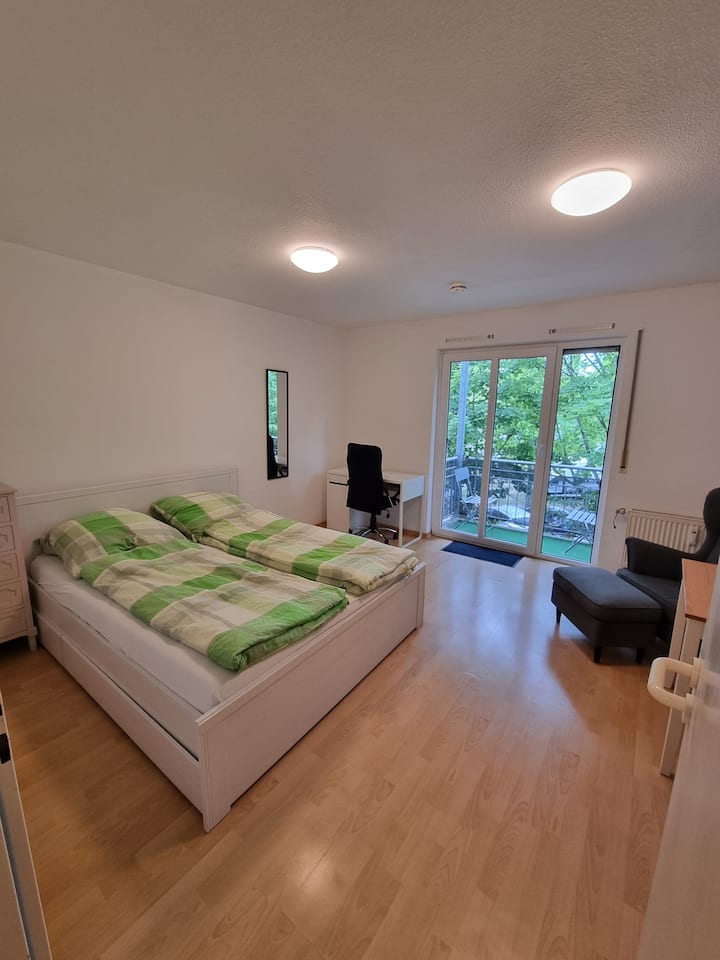 Gemütliches Apartment Mit Balkon - Dresden