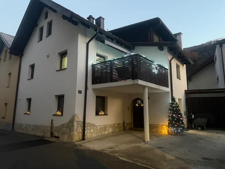 One-bedroom Attic Apartment + Sofa Bed - Landeck
