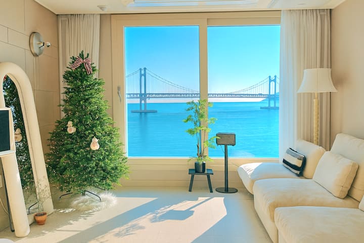 [합법숙소 New30%할인중]광안대교 풀오션뷰/정수기/3룸(침실2+거실)호텔컨디션밀락더마켓 - Busan