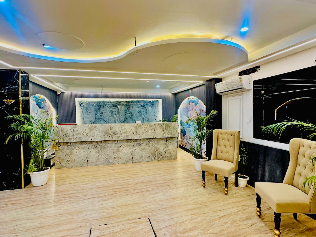Jay Studio Apartment Near IGI T2 - Apartments for Rent in New Delhi ...