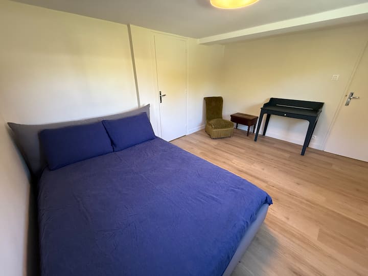 Studio Indépendant - Écully