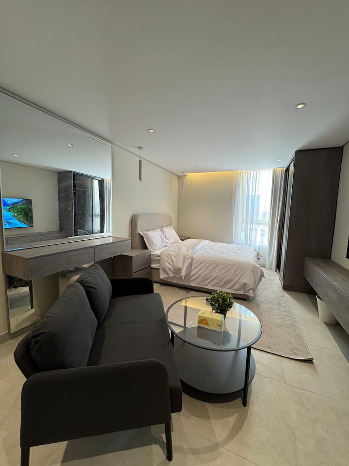 Z2 |11|studio | Smart Tv | Self Check In. - Riyadh