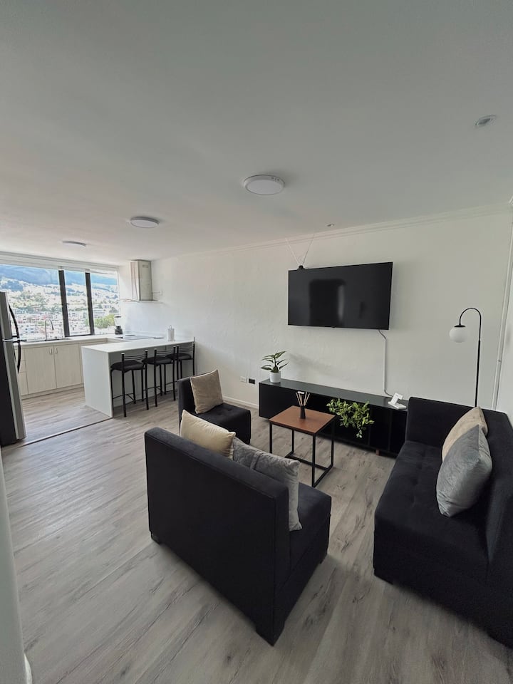 Magnífico Departamento En La Mejor Zona De Quito - Quito