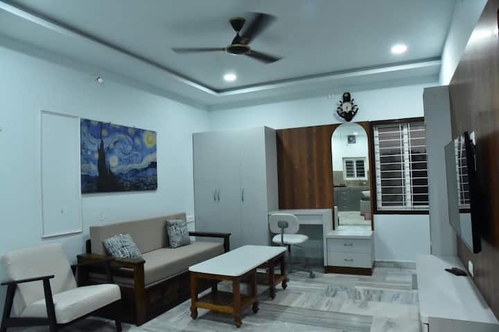 Modern 1bhk Near Malakpet Ps & Tv Tower, Metro - 하이데라바드