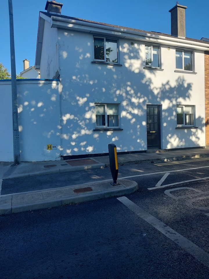 The White House - Tramore