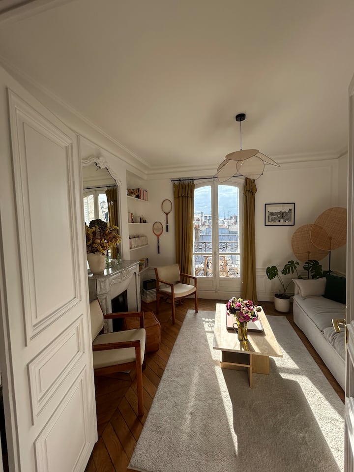 Appartement De Charme Parisien - Vue Tour Eiffel - París