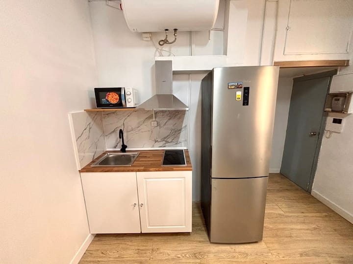 Apartamento-estudio En Centro/ac/e - Barcelona