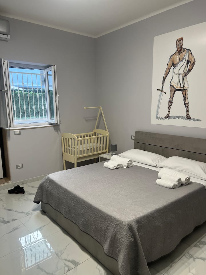 Thor A 100 Mt. Dalla Stazione 500 Metri Dal Mare! - Castellammare di Stabia