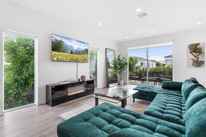 Luxury 4bed Townhouse|hollywood|jacuzzi - West Hollywood, CA