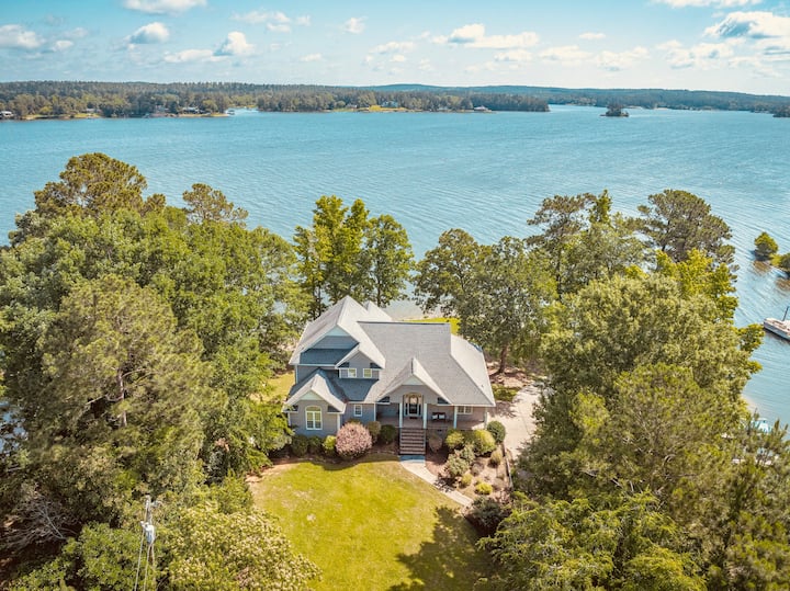 ‘Easy Street’ On Lake Wateree - South Carolina