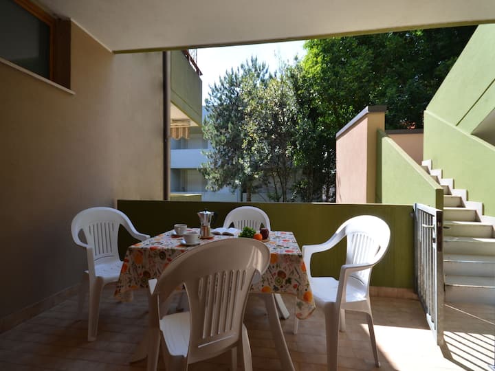 Maison De Vacances Ensoleillée Avec Terrasse - Bibione