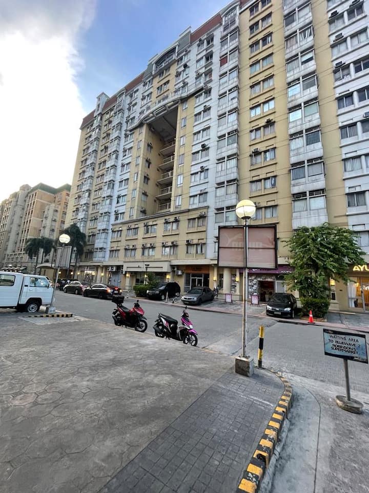 Cozy And Clean Condo In Marikina - Marikina