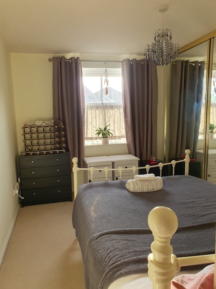 Pretty Lakeside B&b Room - Sevenoaks