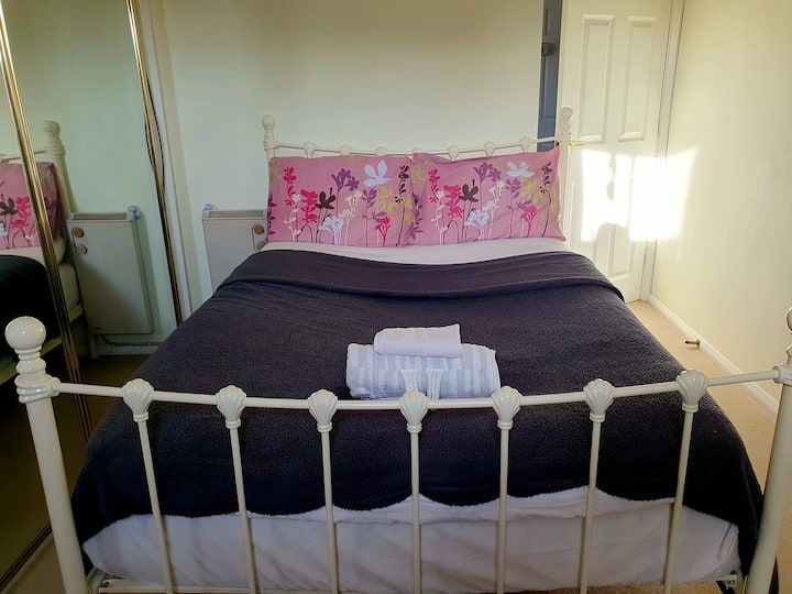 Pretty Lakeside B&b Room In Amazing Location - Sevenoaks