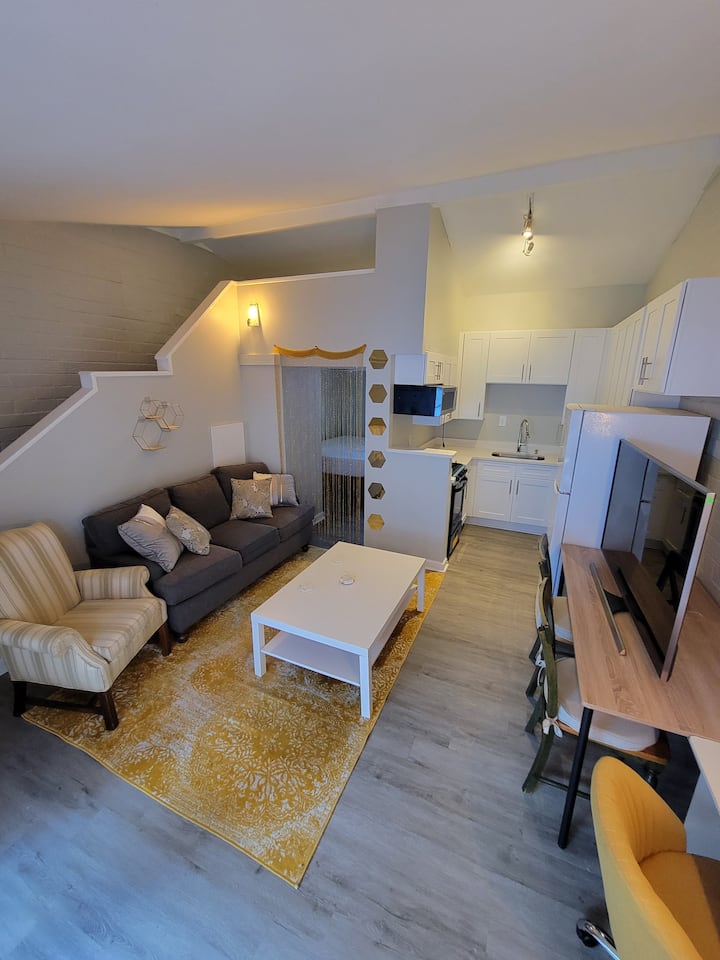 Honey Loft · Steps From Piedmont · Private Parking - Atlanta, GA