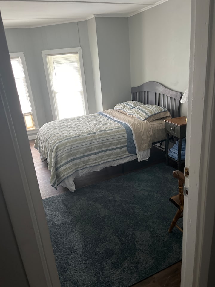 Pleasant St Stay! - Watertown, NY