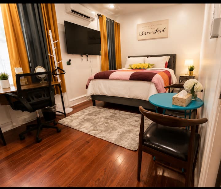 Perfect Private Suite In The City Center, 10 Minutes From The Airport, Welcome Home! - Philadelphia, PA