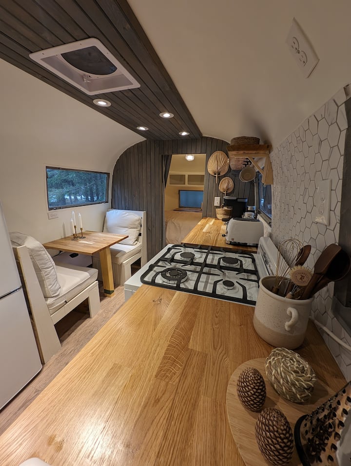Jackpine Land Yacht - Terrace