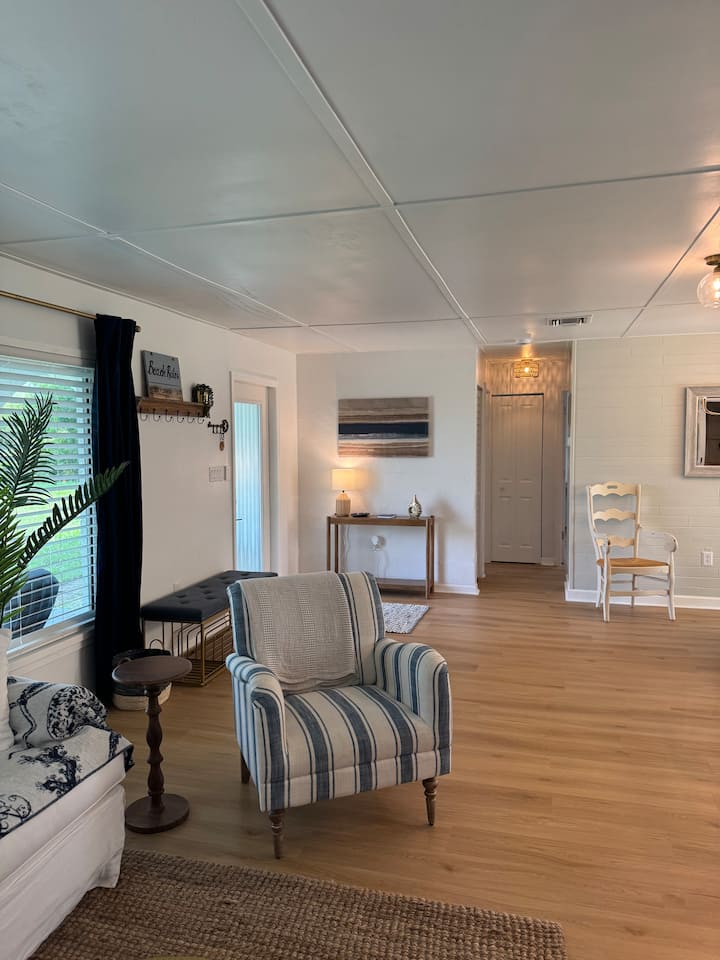Villa Mare • Coastal Escape - Marineland Dolphin Adventure, St. Augustine