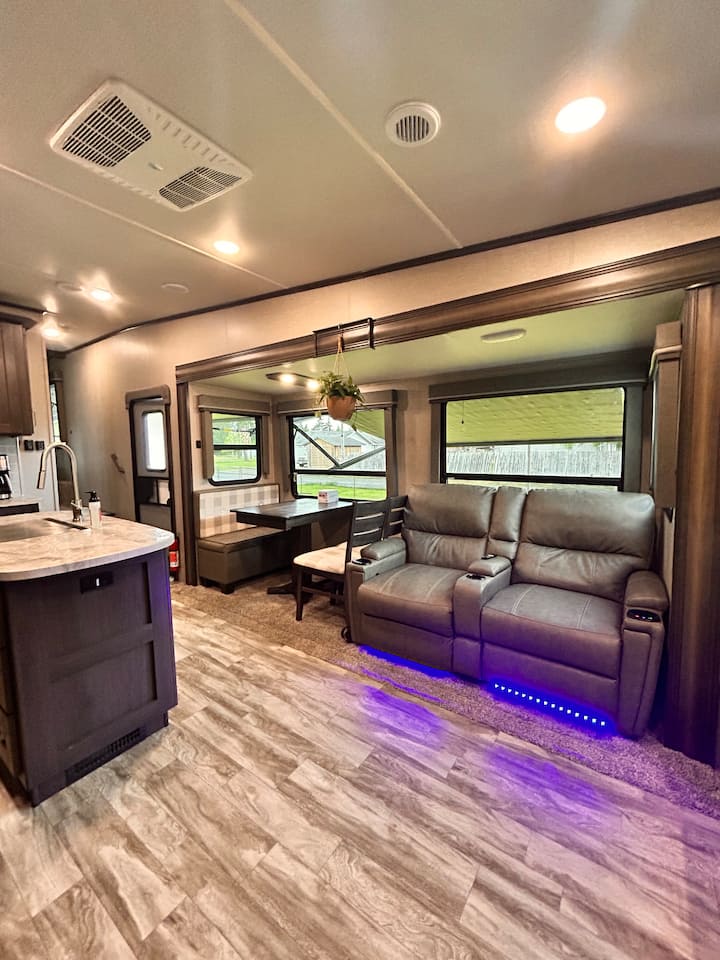 The Coastal Camper - Forks, WA