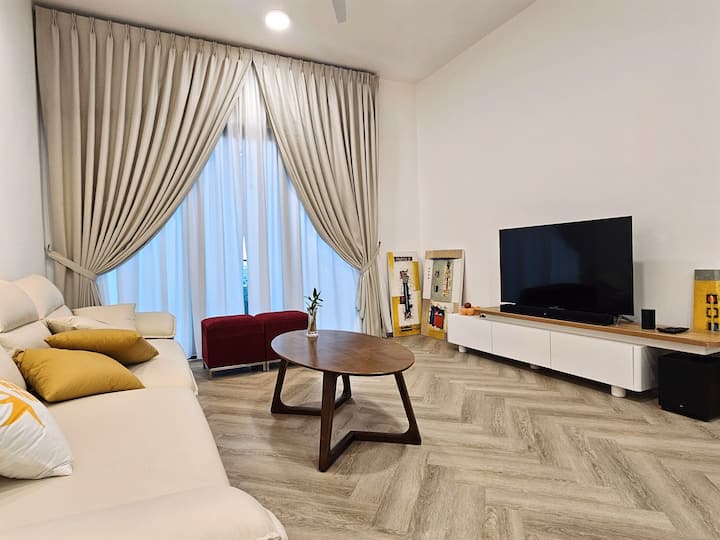 3 Br Fam-friendly Apt Near Boulevard/101/saradise - Kuching