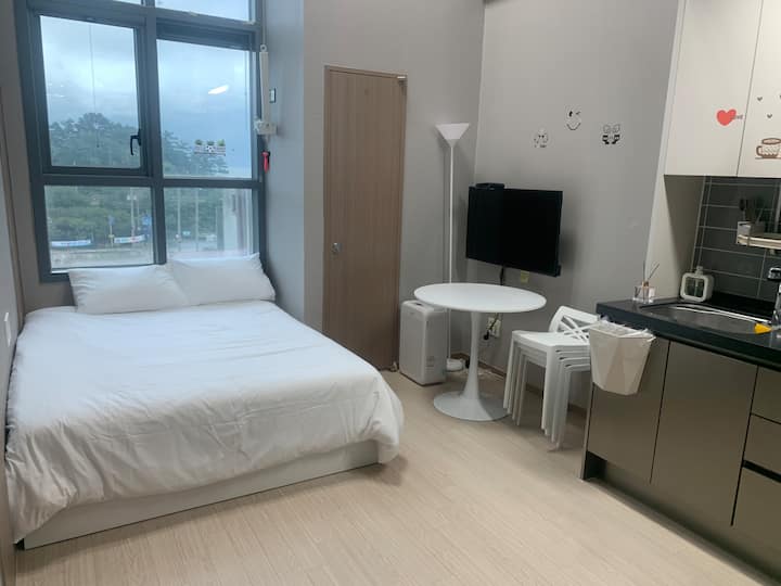 파인앤유오션시티 304호 라텍스 트윈베드 복층 오션뷰(25년10월 All새제품) - Donghae-si