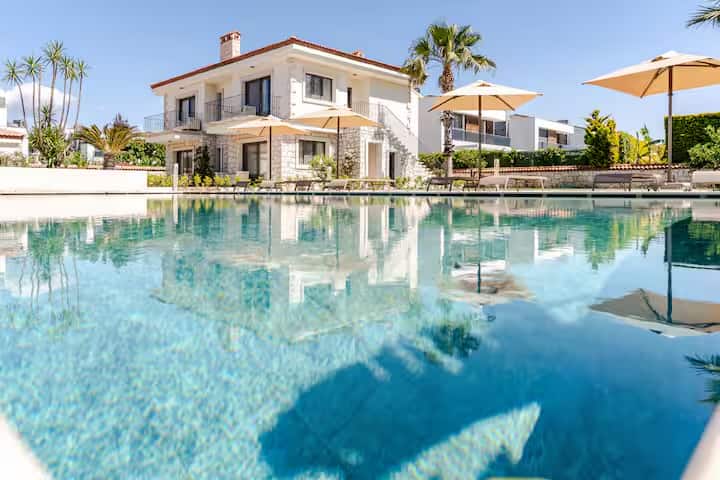 ÜSt Kat Balkonlu 2+1 Daire - Çeşme