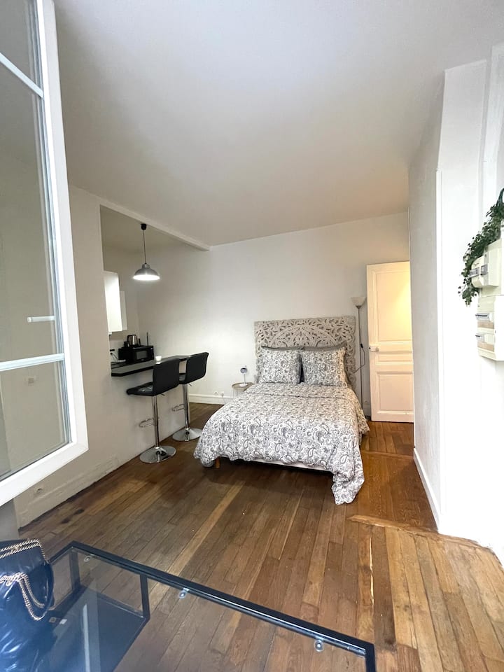 Paris Clichy /Champs-élysées/métro 1️⃣ 3️⃣ /1️⃣4️⃣ - Clichy-la-Garenne