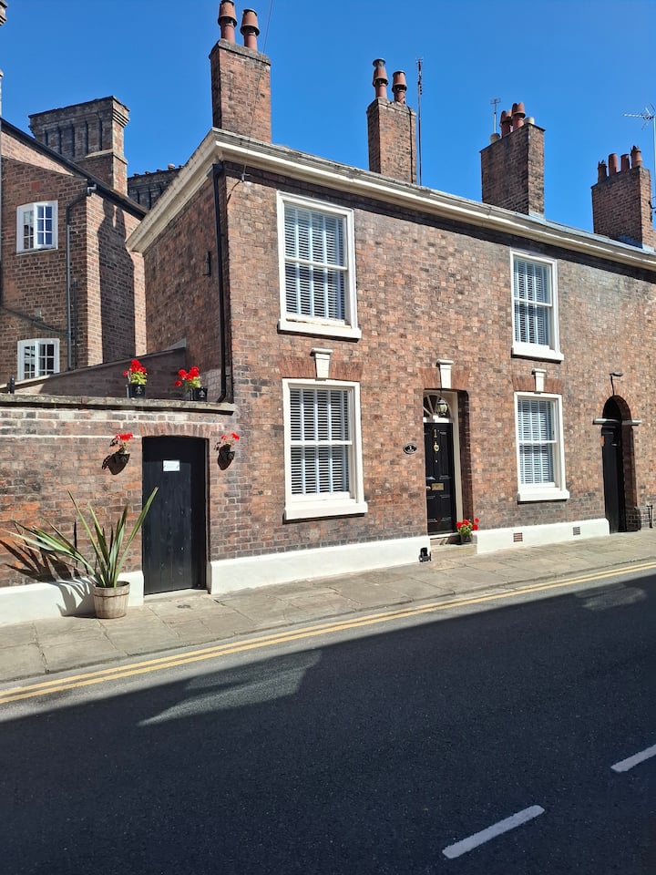 The Duke's Townhouse - Chester, UK