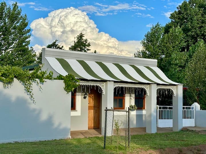 Restored Karoo Cottage With Pool. Pet Friendly. - Philippolis