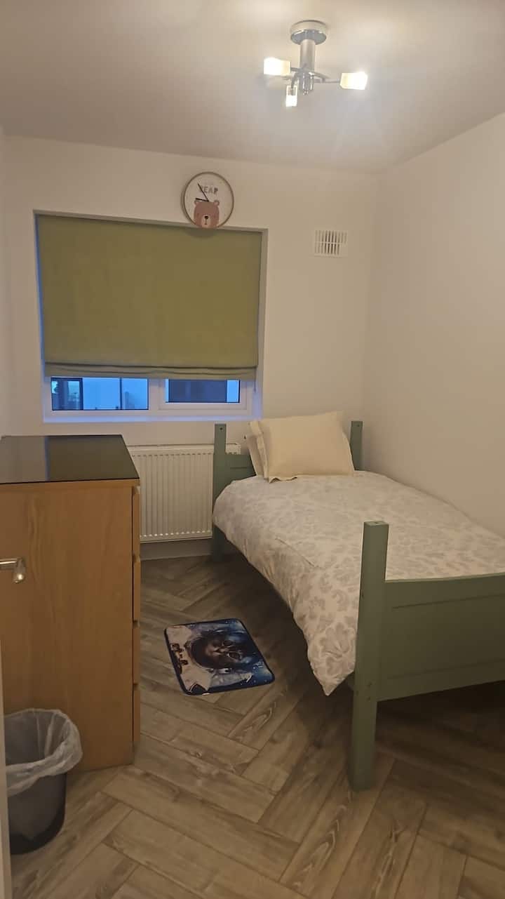 Single Room, New Build House In Citywest - Celbridge