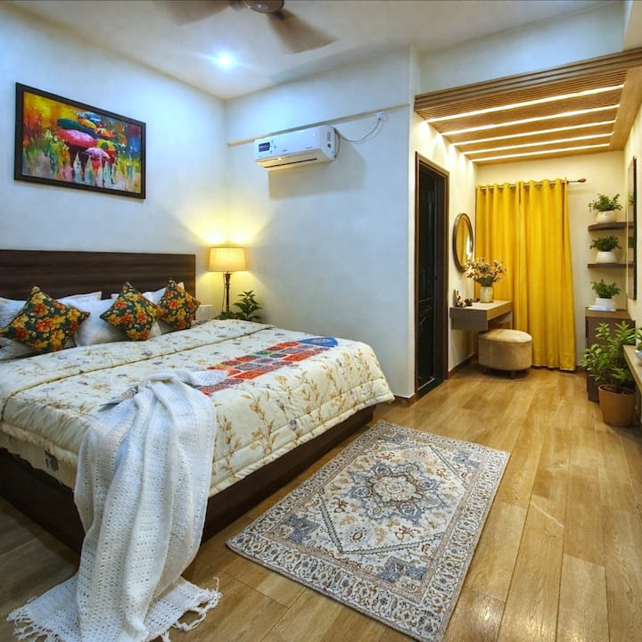 The Nestique Rishikesh
Luxury 2bhk Spacious Stay - Rishikesh