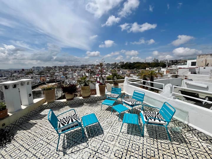 Riad Authentique Avec Rooftop & Vue Sur La Medina - Tánger