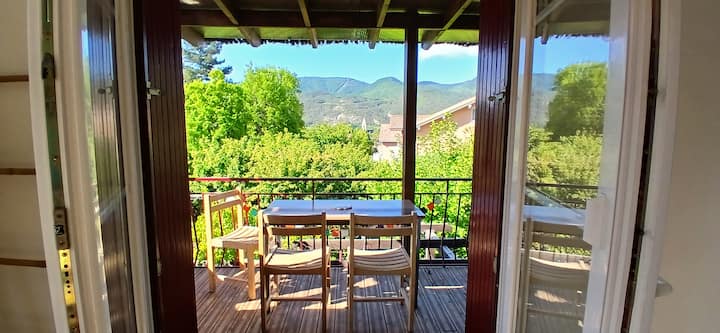 Grand Appartement Et Terrasse Au Calme - Chorges