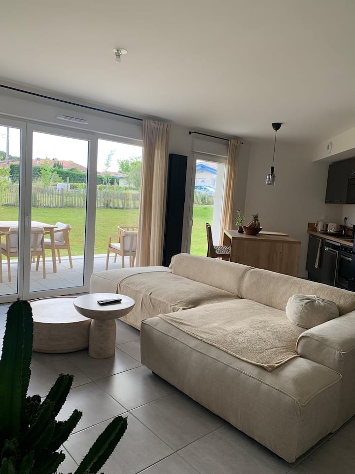 Apparemment Jardin Calme Et Cosy - Dax