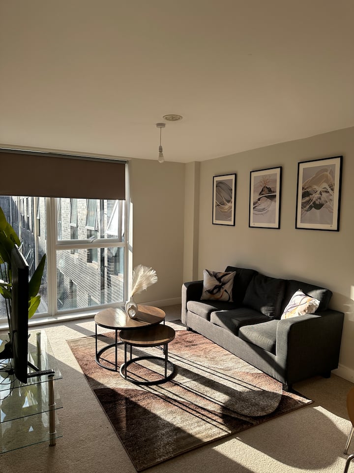 Modern 2 Bd|terrace|freeparking|central Mcr -