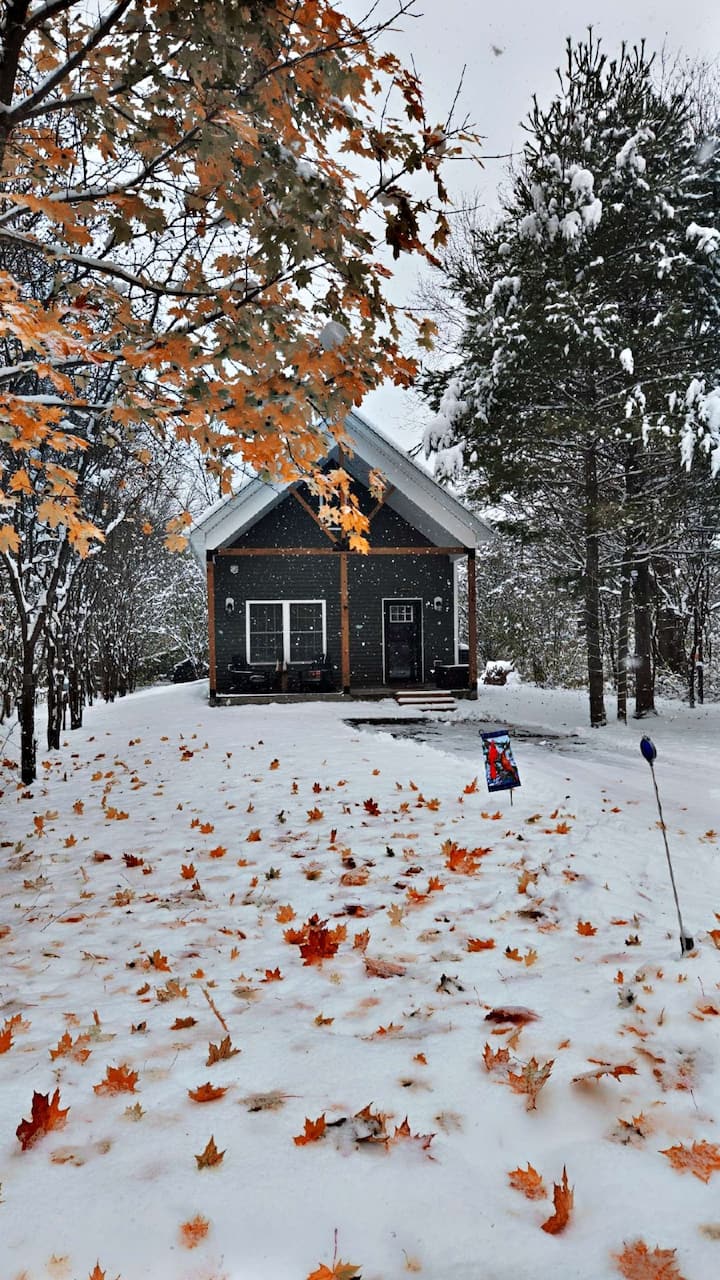 Adirondack Charm And Privacy In Newly Built Home - Plattsburgh, NY