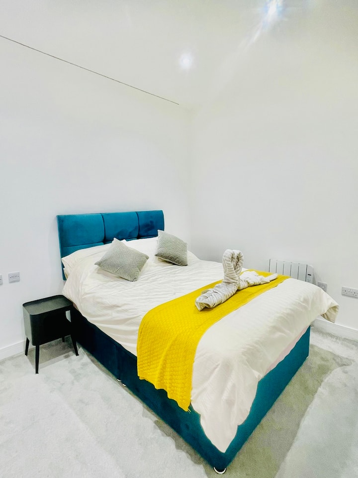 Modern 2 Bed Room Apartment Free Parking - Plymouth