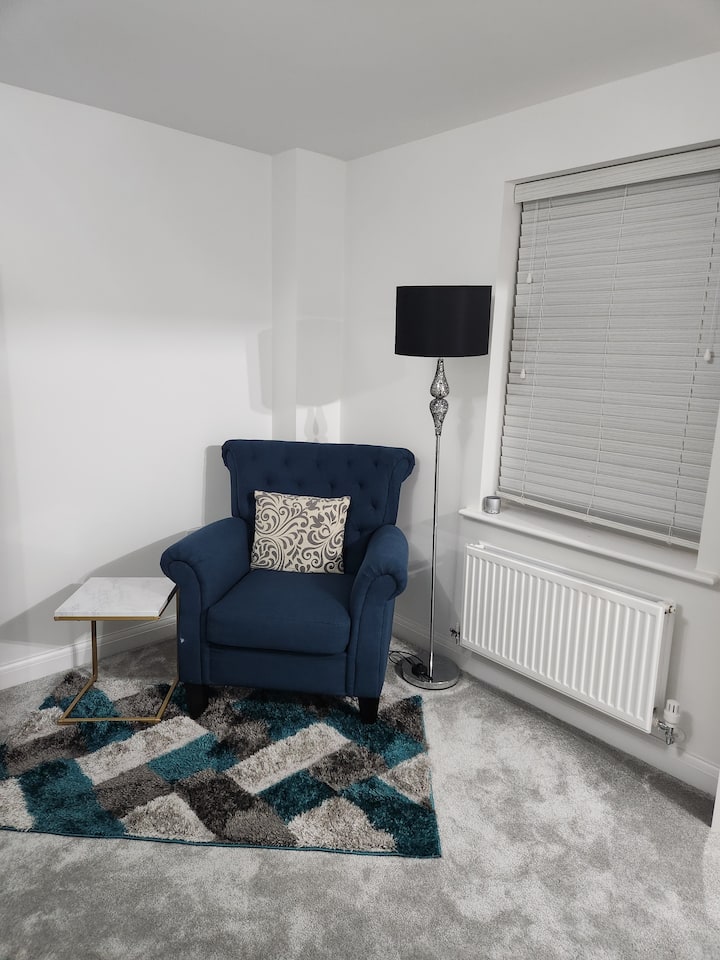 A Lovely Warm Home - Nuneaton