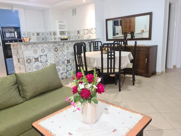 Bel  Appartement S+2, Résidence Aicha Avec Piscine - Kélibia