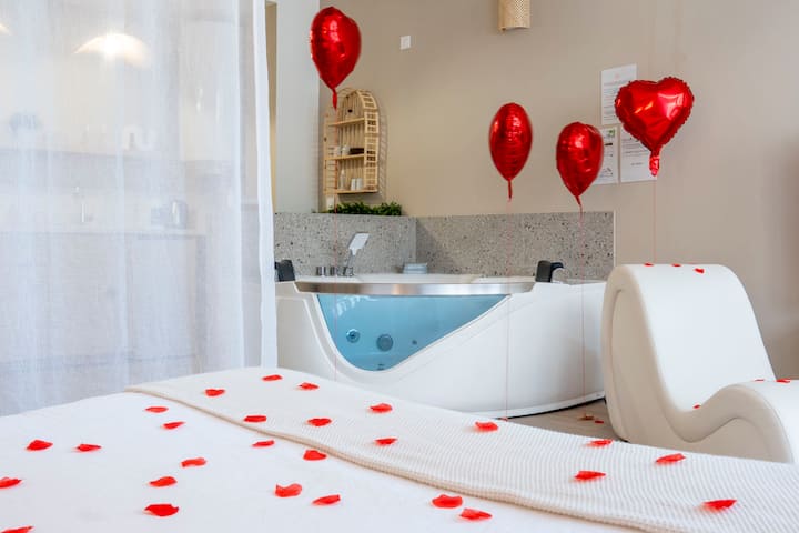 La Suite Sensuelle (Balnéo Et Tantra) -1h De Paris - Nemours