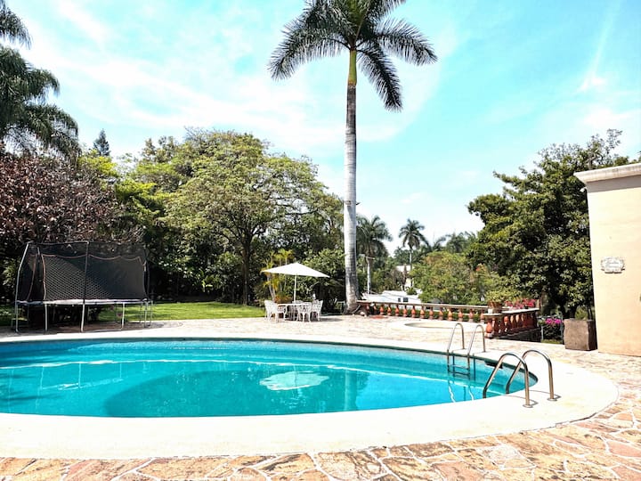Hermosa Villa•encanto Mexicano•gran Jardín•jacuzzi - Cuernavaca