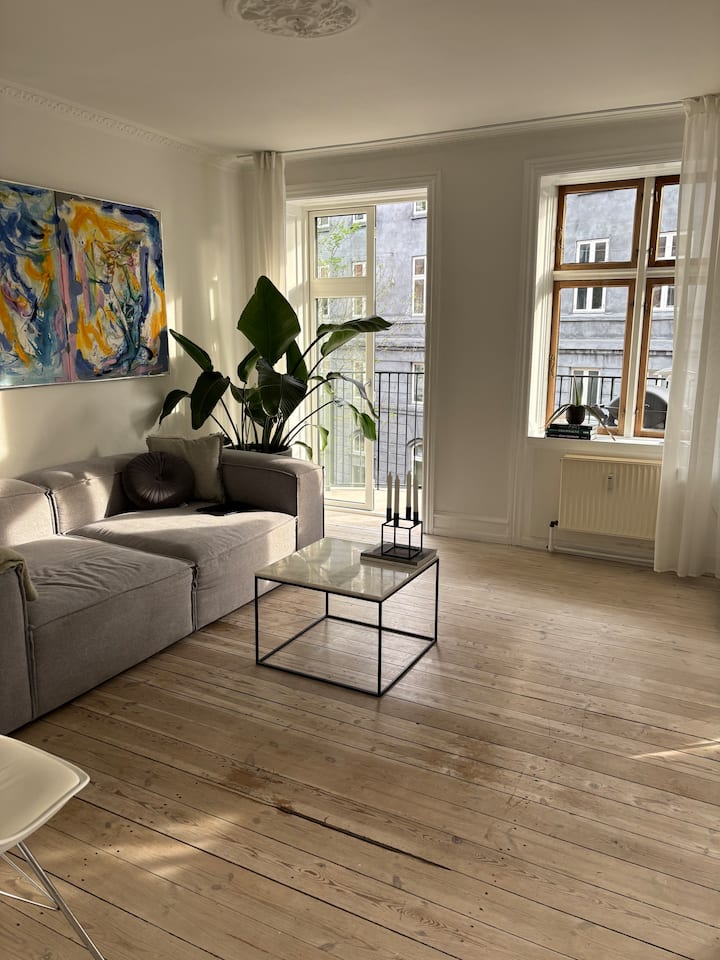 Cozy 3 Bedroom With Balcony - Copenhaguen